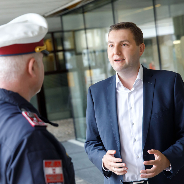 Startseite | Dr. Michael Raml